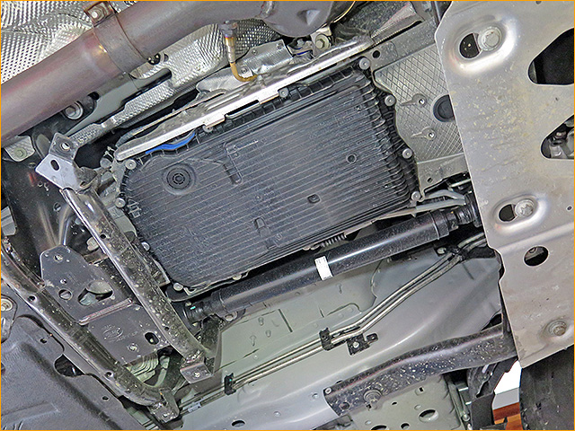 ディフェンダー LE62XAA ATF圧送交換 トルコン太郎 埼玉 東京 千葉 茨城