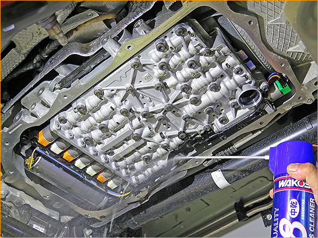 ディフェンダー LE62XAA ATF圧送交換 トルコン太郎 埼玉 東京 千葉 茨城